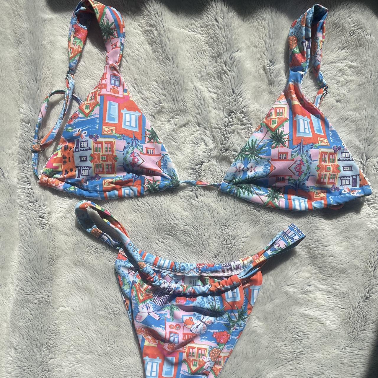colourful bikini • Bushpop